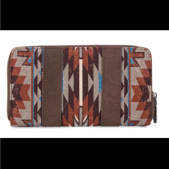 Wrangler | Bags | New Wrangler Southwestern Aztec Print Wallet | Poshmark